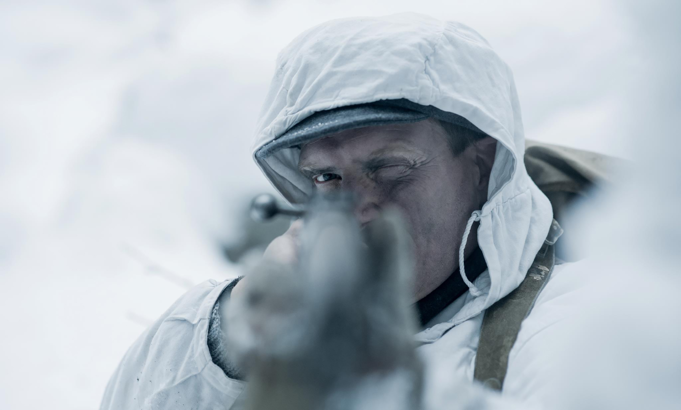 Behind the Blue Line - dafilms.cz | filmy online