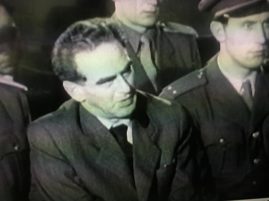 KDO JINÉMU JÁMU Rudolf Slánský - dafilms.cz | filmy online