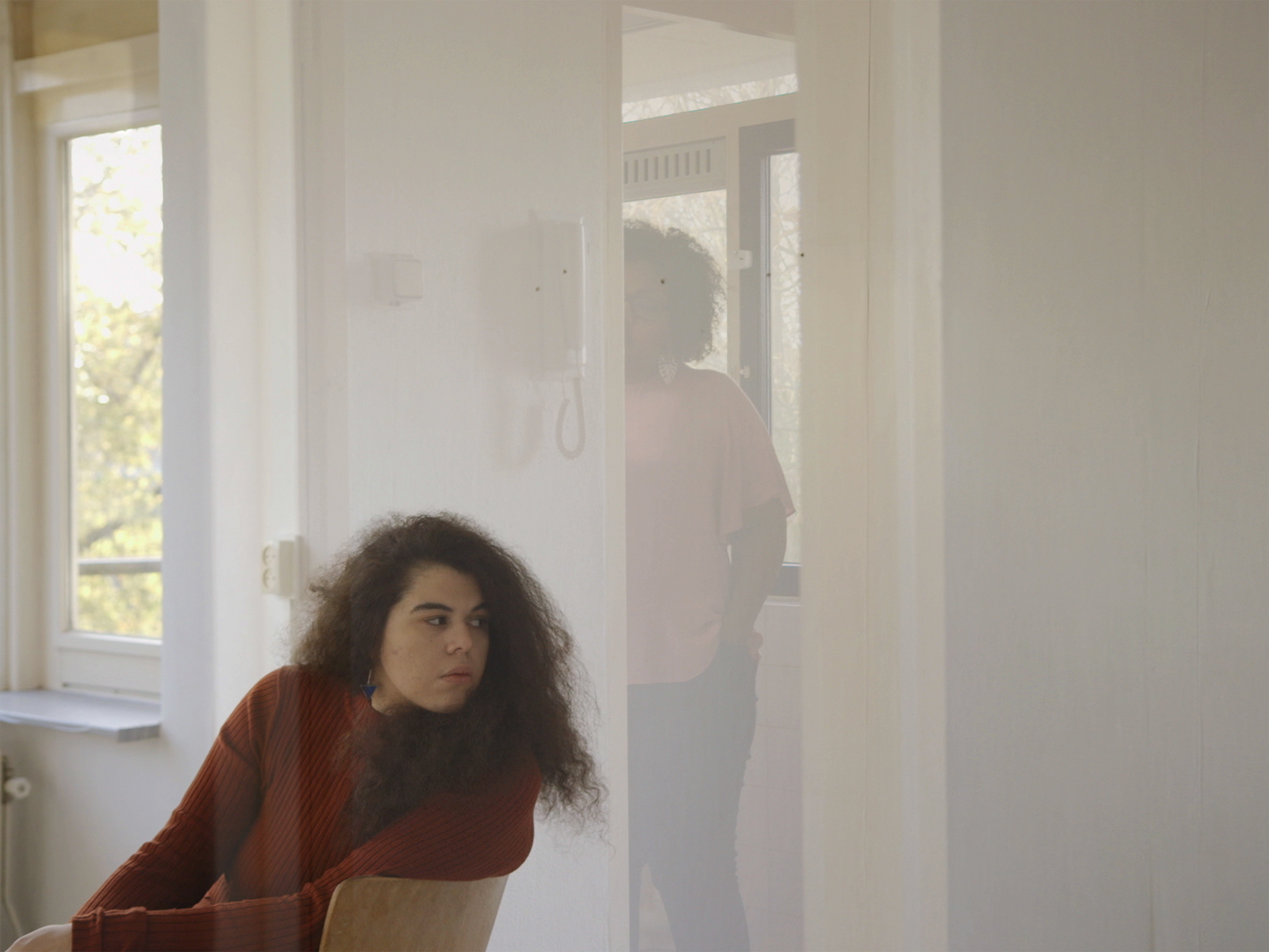 Two Stones - dafilms.cz | filmy online